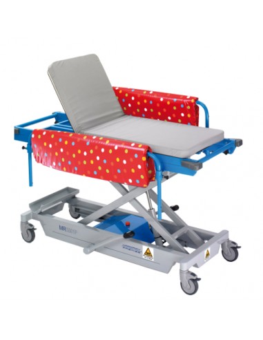 Non-magnetic paediatric adjustable height stretcher with trendelenburg 13°